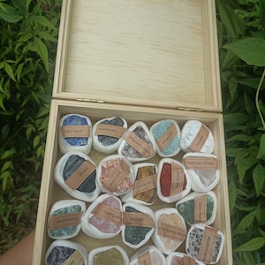 Large Raw Crystal Gift Box Set for Beginners Choose Quantity - Etsy