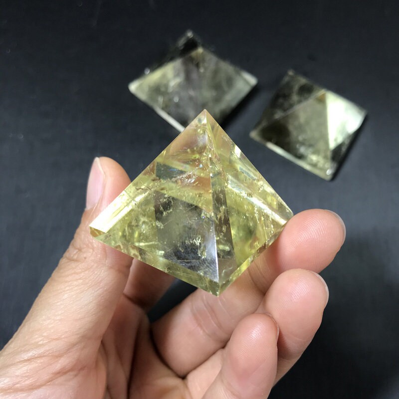 Citrine heat Treated Pyramid Crystal Pyramid 30mm 40mm - Etsy