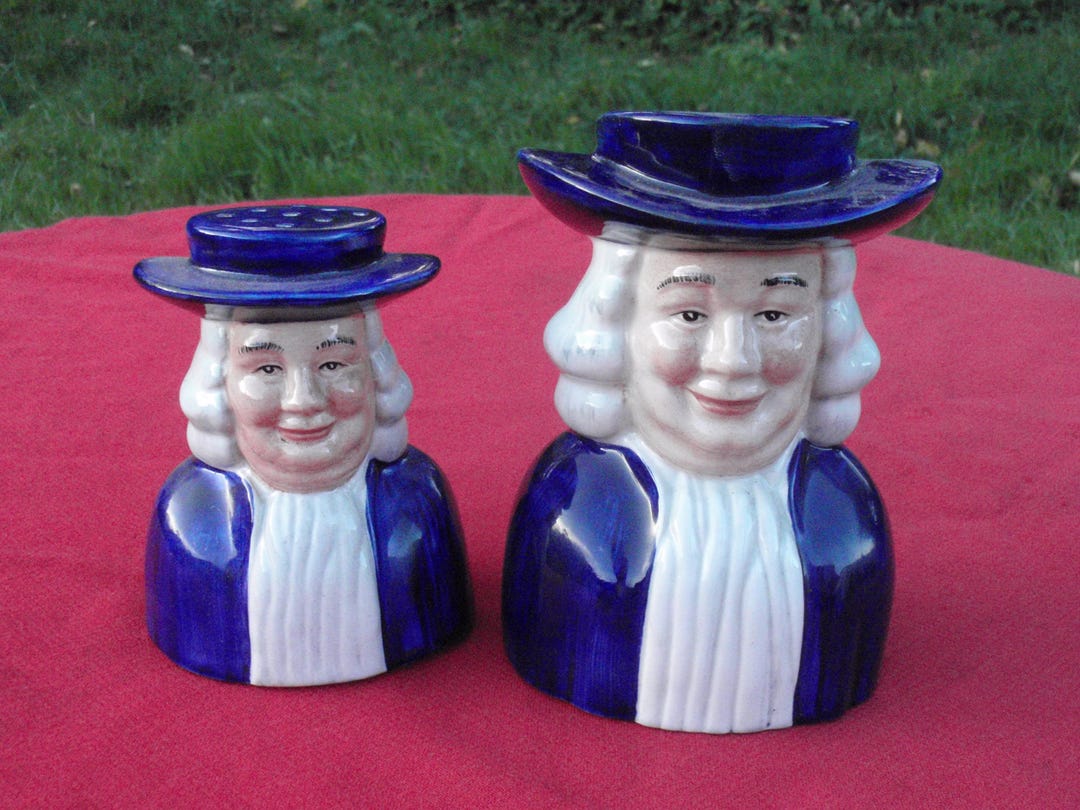 Quaker Oats Wood & Sons Money Box and Sugar Shaker China Quaker Hand ...