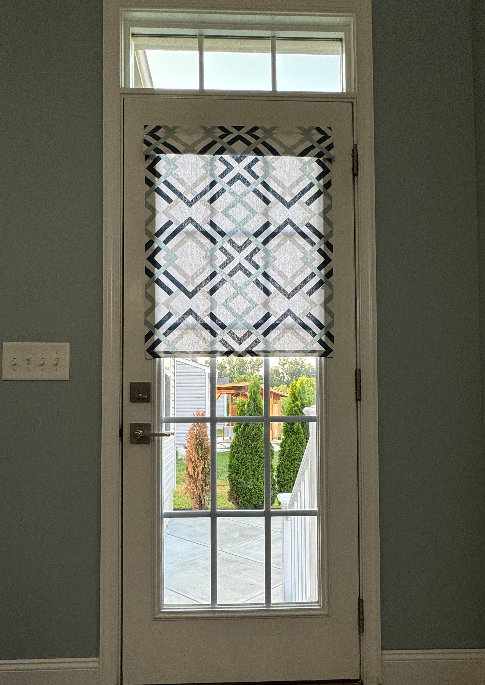 24”x38” Magnetic Shade | Made to Order | White Tan and Teal | 100% ...