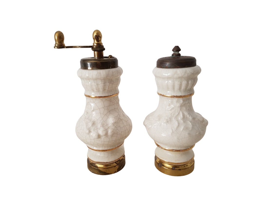 Vintage Ceramic Spice Set. Salt and Pepper Shakers. Made in Italy. - Etsy