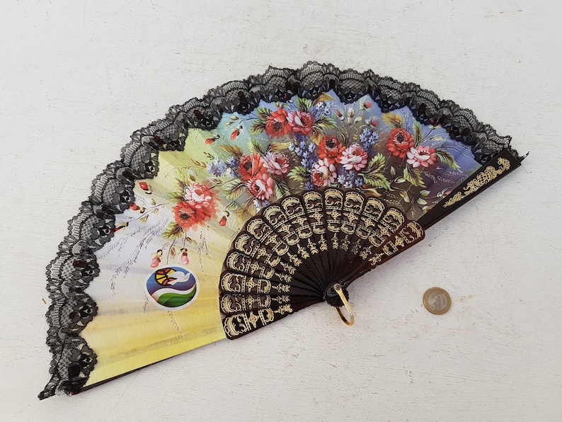 Vintage Fan Made of Fabric Lace and Plastic. - Etsy