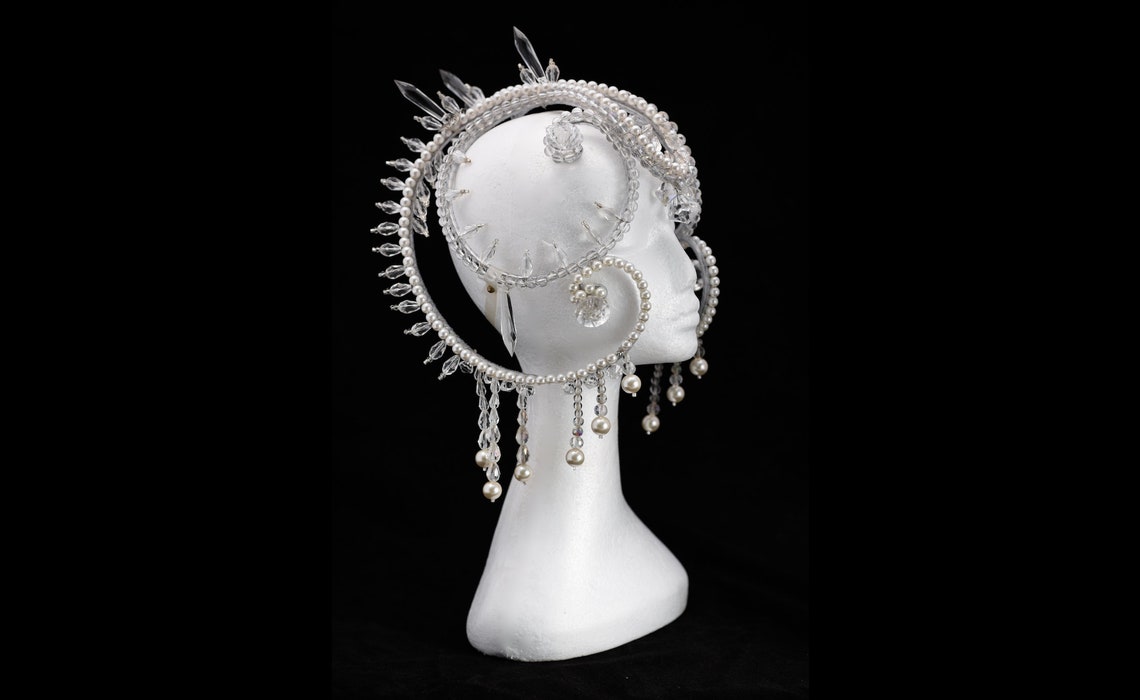 Pearl Crystal Horned Archetype. Face Frame Mask. - Etsy