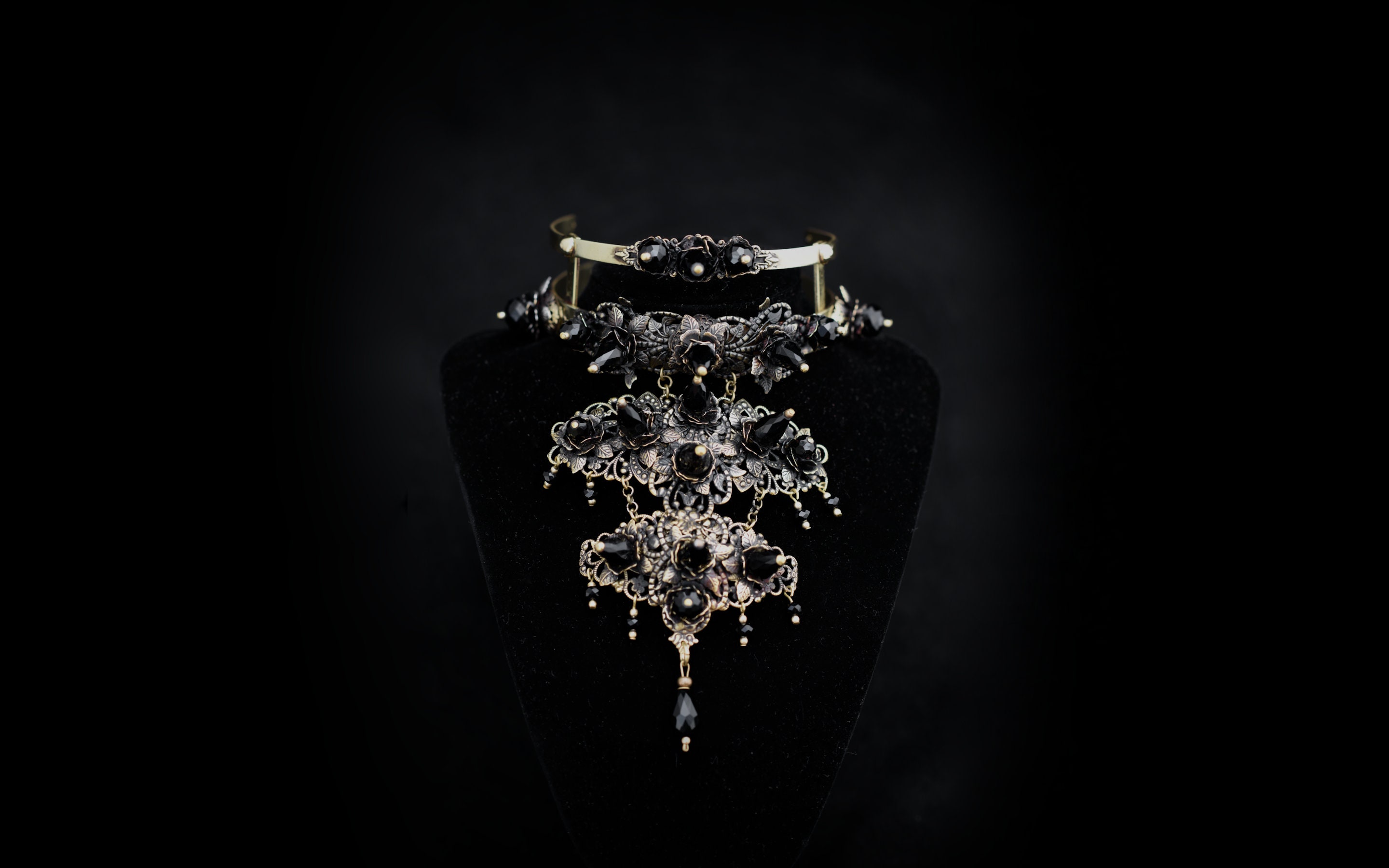 Vampire Dark Queen Cage Choker | Etsy