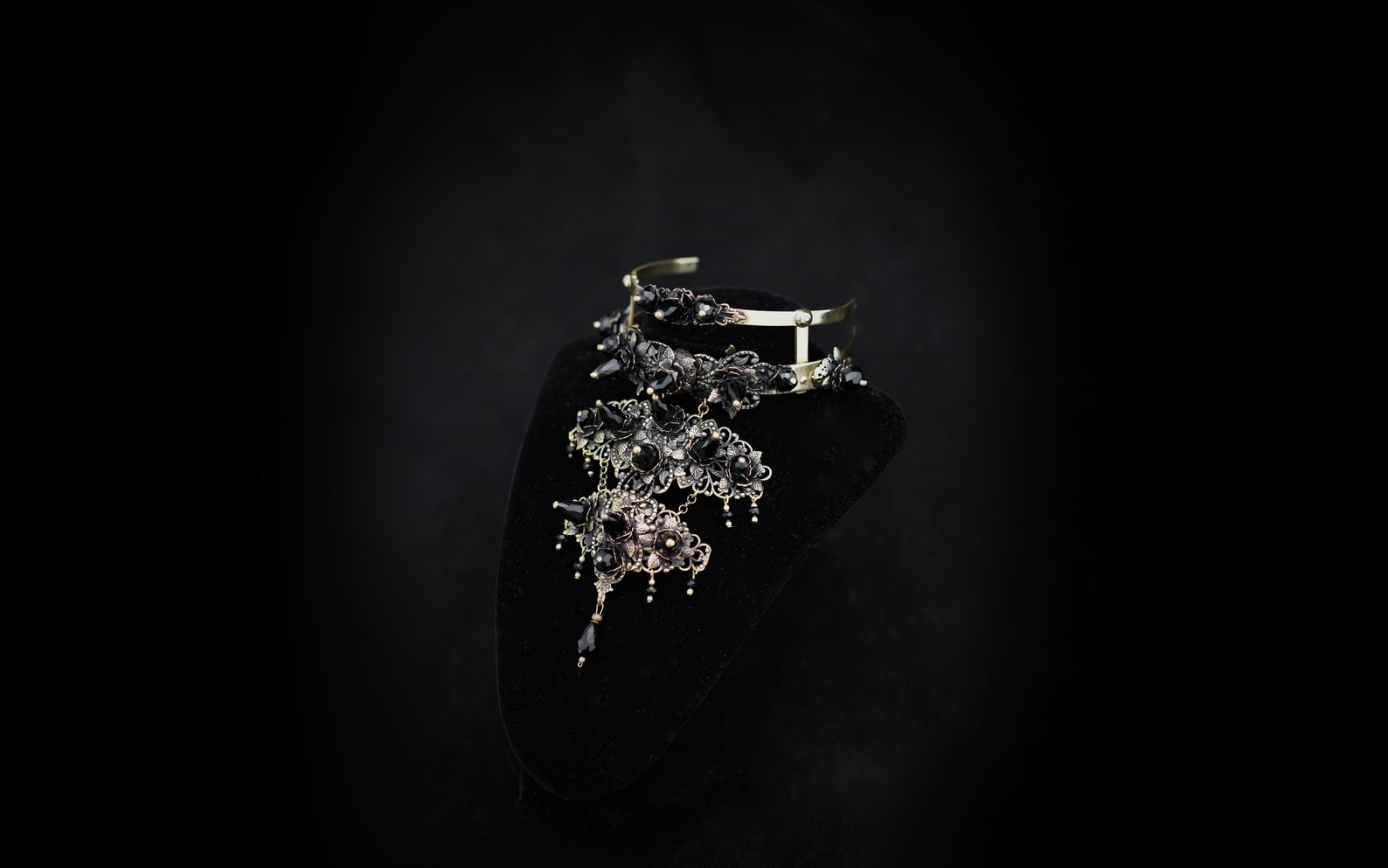 Vampire Dark Queen Cage Choker - Etsy