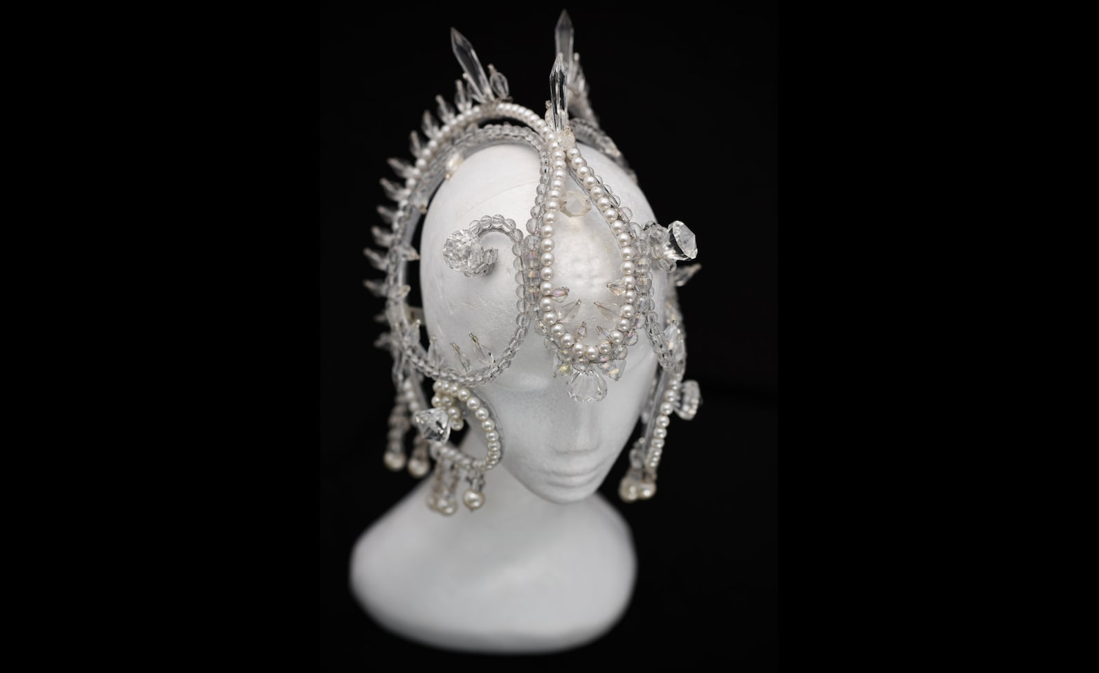 Pearl Crystal Horned Archetype. Face Frame Mask. - Etsy