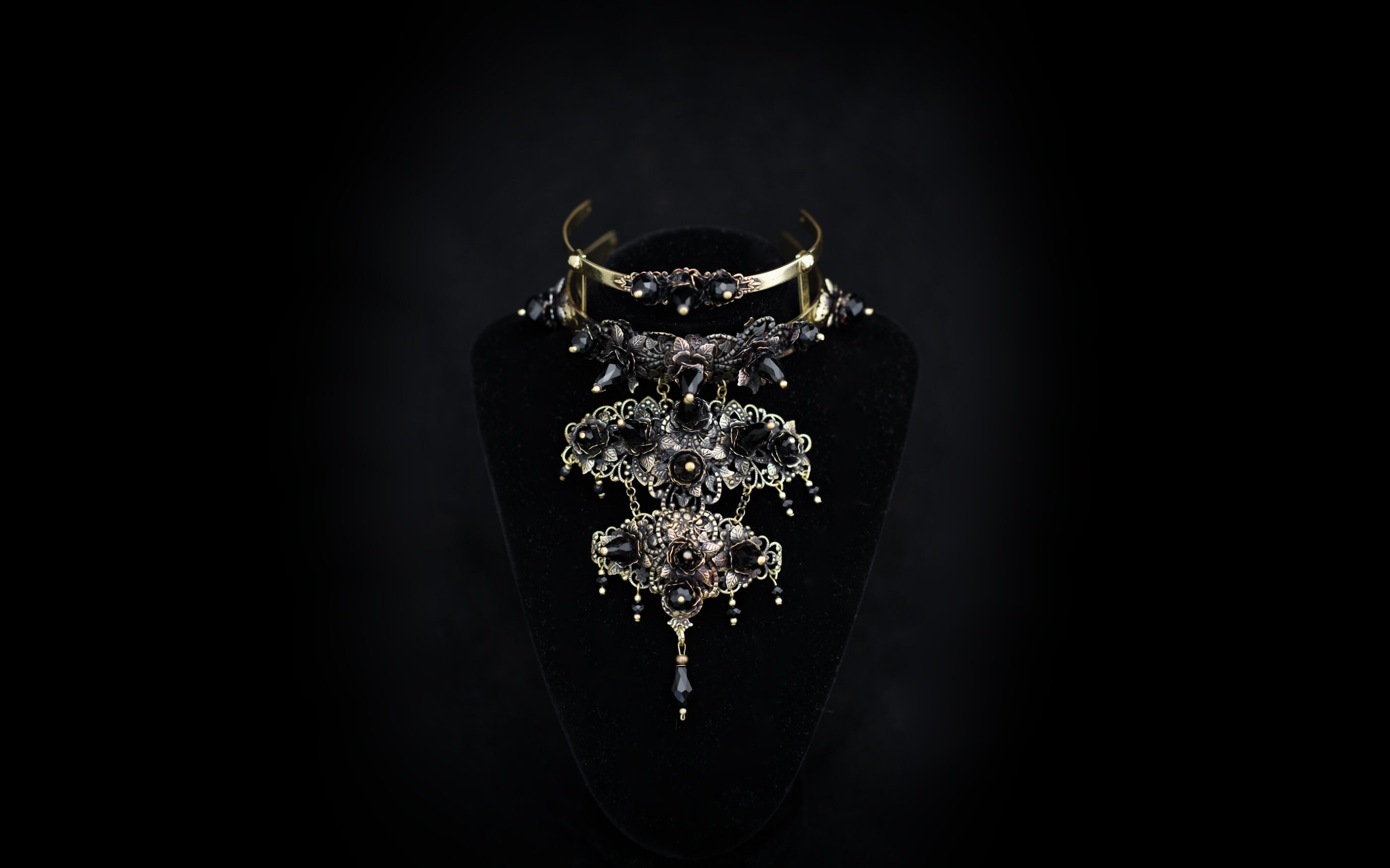 Vampire Dark Queen Cage Choker - Etsy