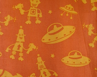 Alien Heads Fabric Alien Star by Shala Alien Heads Extraterrestrial ...