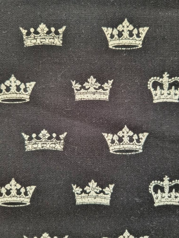 Visual Arts Crown Fabric 100% Cotton Quilting Fabric 1/2 Metre Craft ...