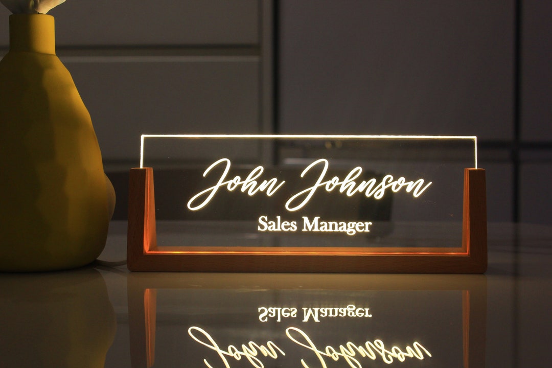 Wooden Desk Name Plate - Personalized Lighted Acrylic Nameplate ...