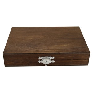 Small, Flat Wooden Box With Hinged Lid 155 X 105 X 25 Mm L/W/H Inside ...