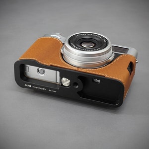 LIM'S Genuine Leather Camera Half Case Dovetail Plate Built-in for Fuji ...