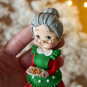 Mr and Mrs Claus Polymer Clay Figurines, Cute Santa Claus Couple ...