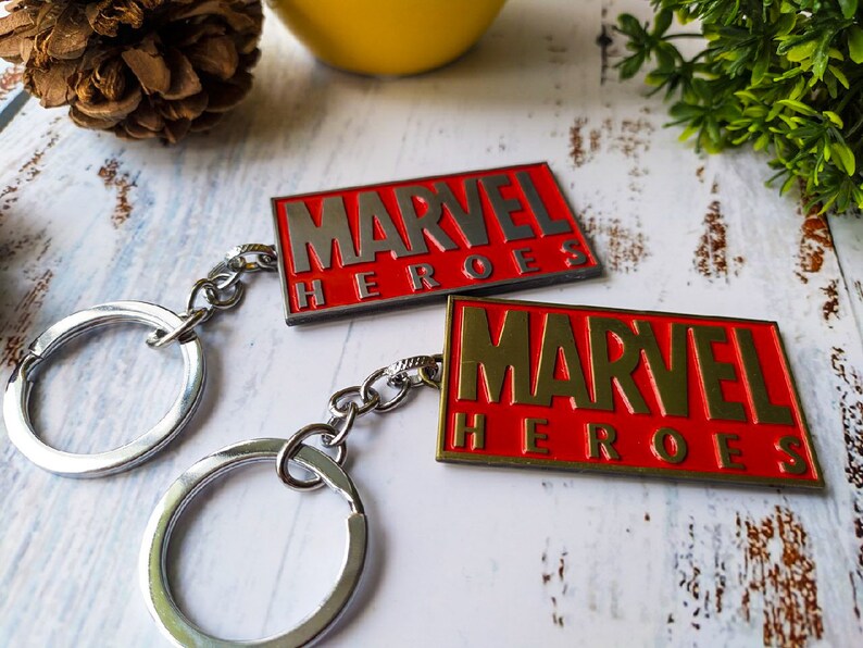 Marvel Heroes Keychain / Avengers / Comics - Etsy