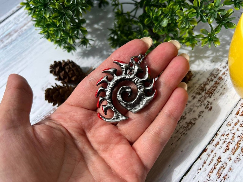 Starcraft Zerg Emblem Keychain - Etsy