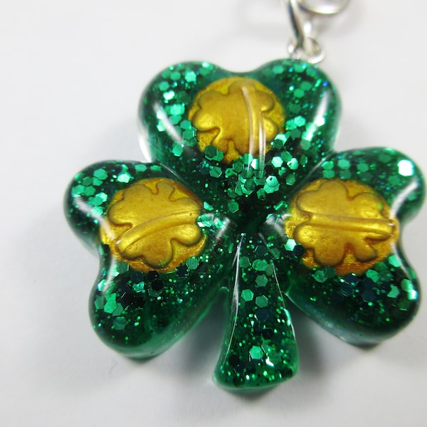 Shamrock Keychain - Etsy