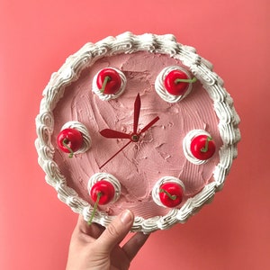 Cake Clock/ Decorative Wall Clock/ Y2k Aesthetic Home Decor/ Cute Cake ...