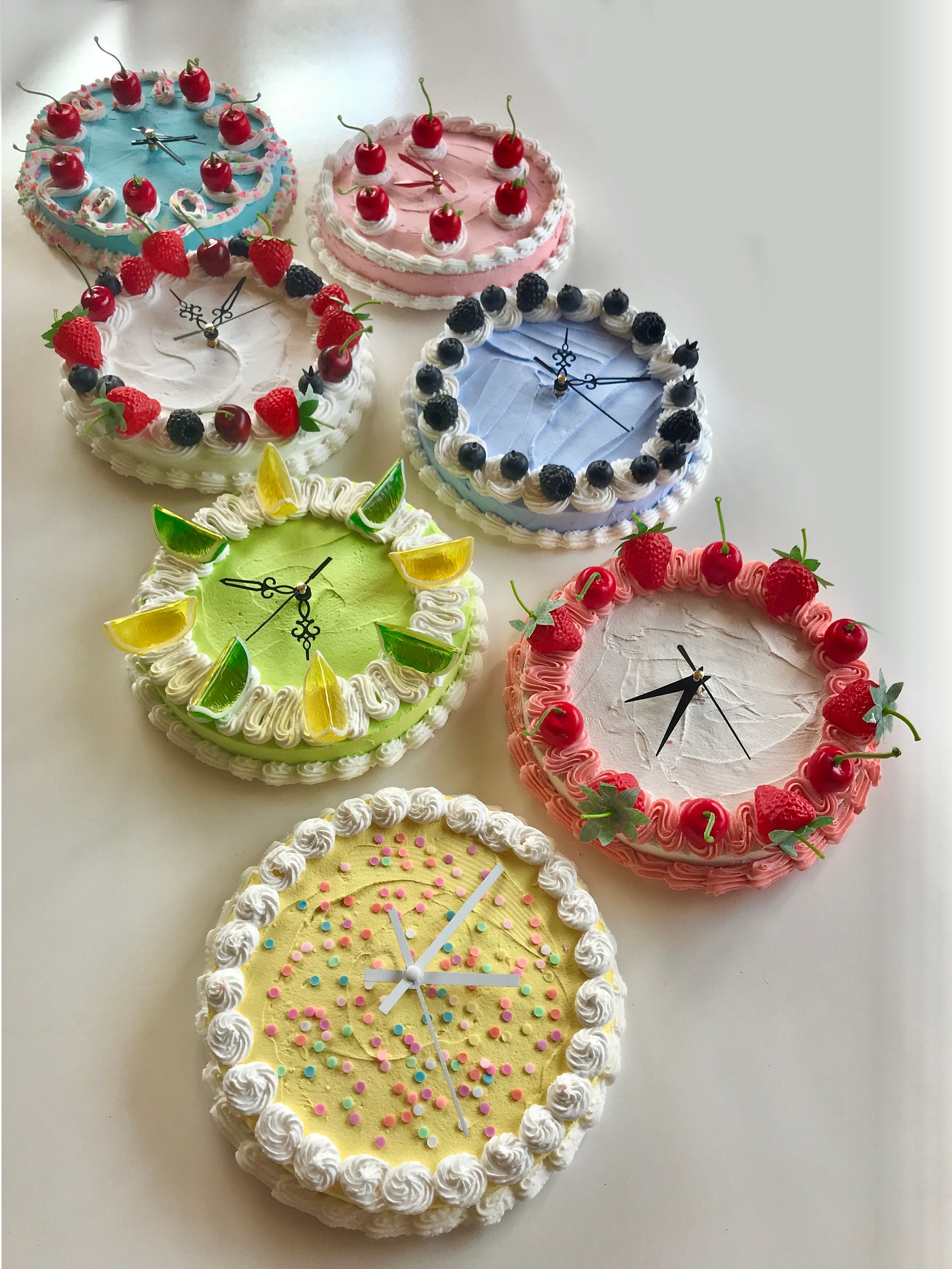 Cake Clock/ Decorative Wall Clock/ Y2k Aesthetic Home Decor/ Cute Cake ...