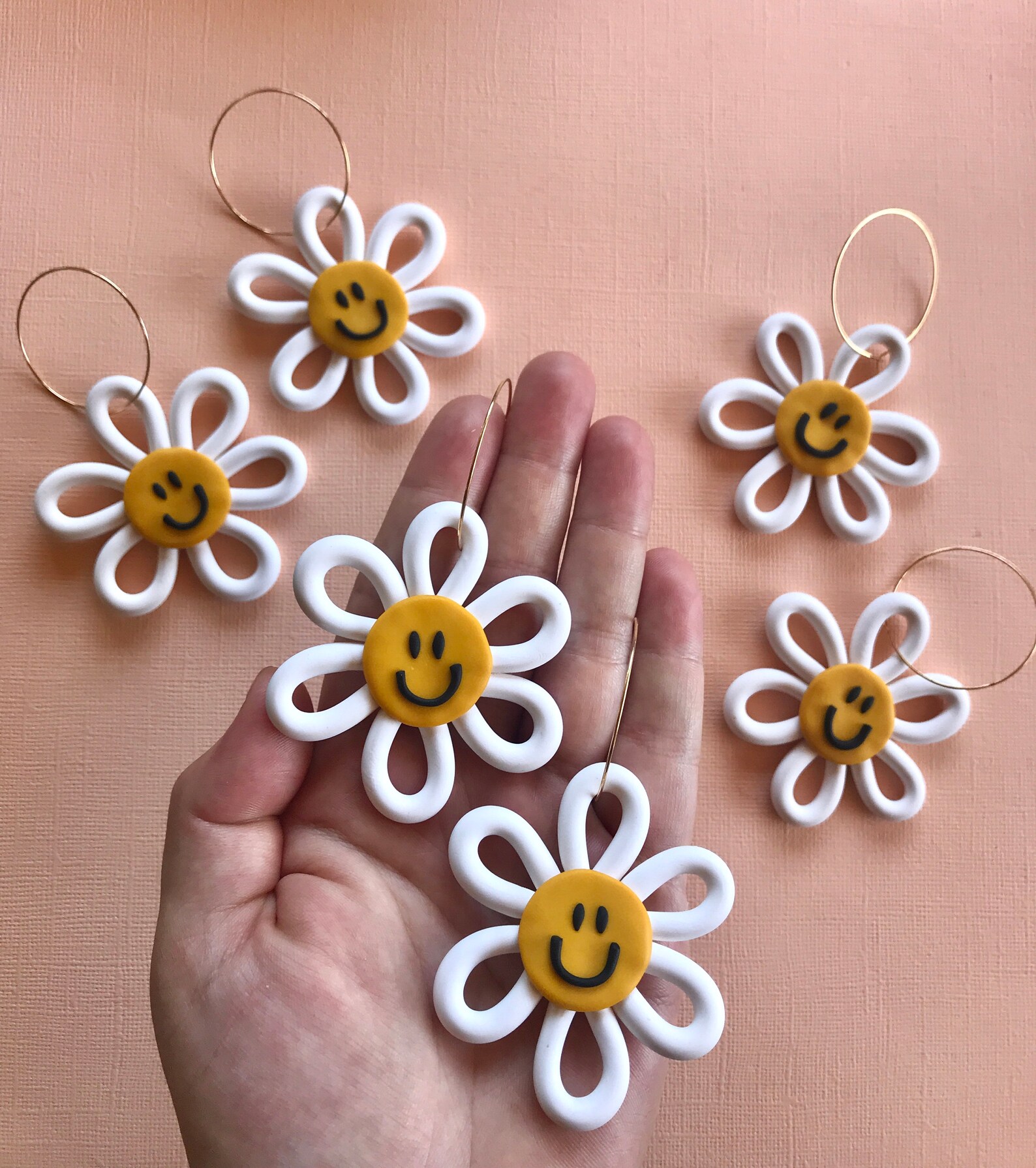 Loopy Daisy Flower Earrings/ Smile Flower Earrings/ Retro Statement ...