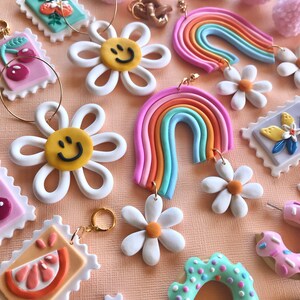 Loopy Daisy Flower Earrings/ Smile Flower Earrings/ Retro Statement ...