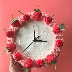 Cake Clock/ Decorative Wall Clock/ Y2k Aesthetic Home Decor/ Cute Cake ...