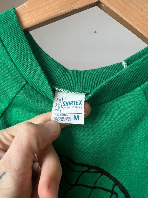 Sm Med, 1970s 1980s Green Snoopy T-shirt, Charlie Bro… - Gem