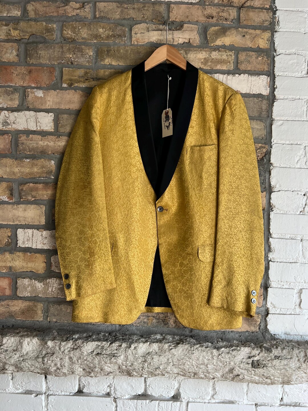 Vintage 1960s Gold Smoking Jacket, Hue Hefner Style - Etsy
