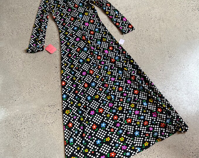 Sz 18, 1970s Deadstock Black Checkered and Flower Dress, Full Length, F ...
