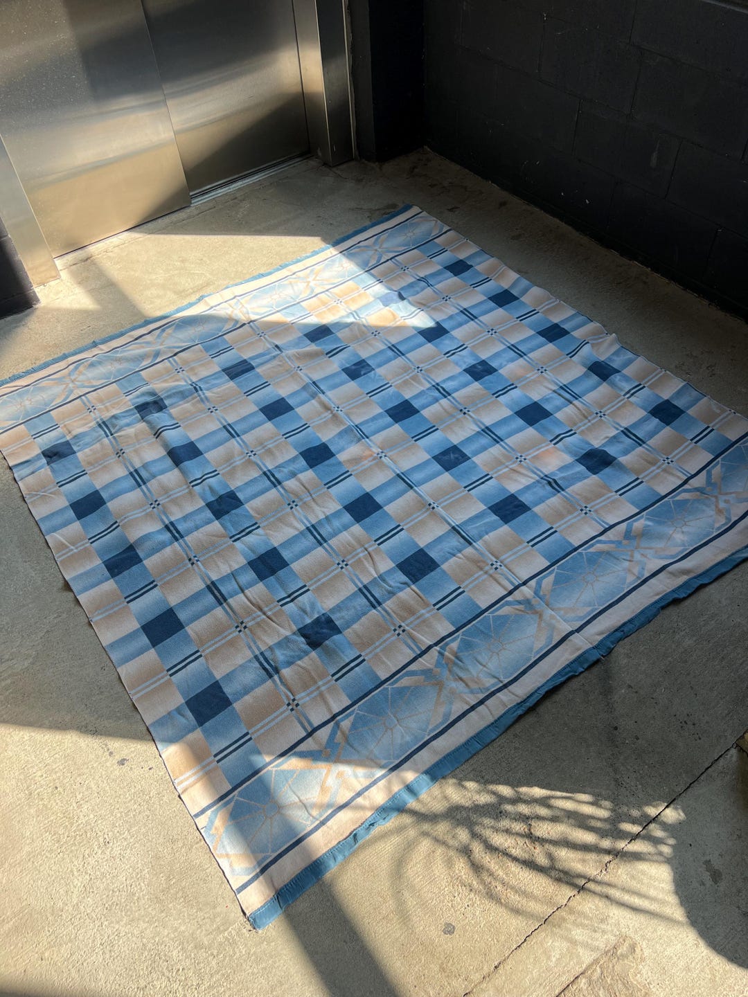 Vintage 1940s Blue and Cream Double Sided / Reversible Cotton Camp ...