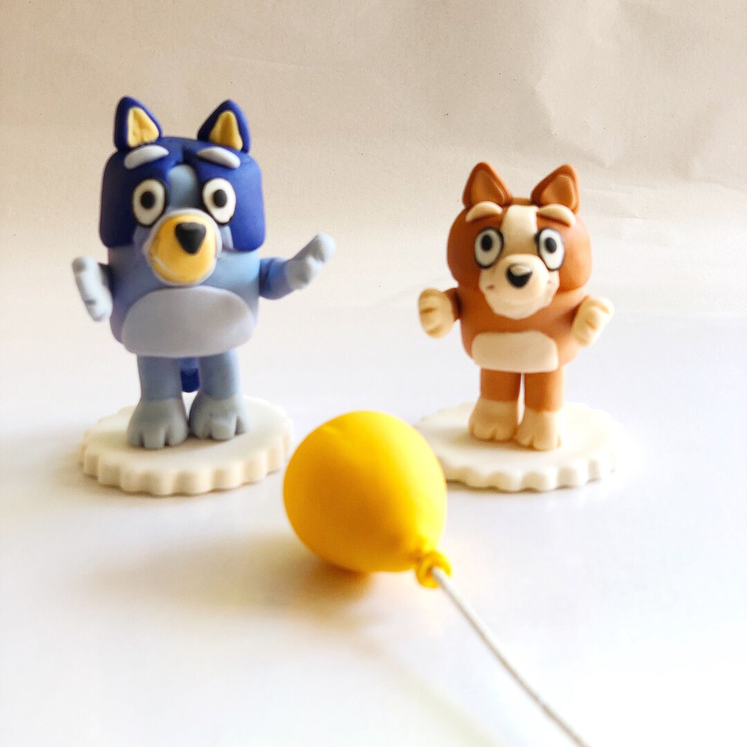 Bluey Inspired Topper. Bluey and Bingo Playing Keepy Uppy Cake Topper ...