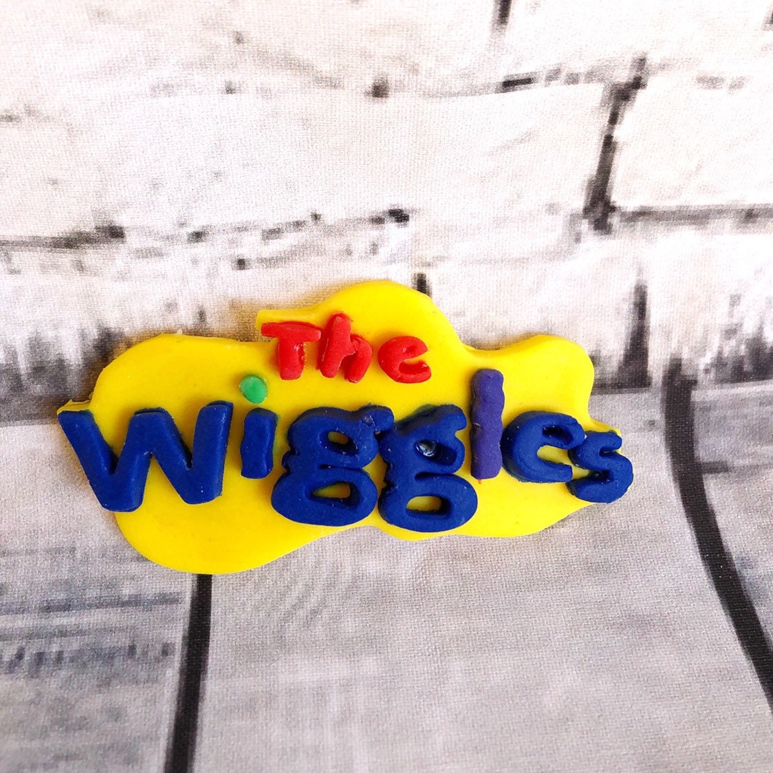 The Wiggles Logo Stars Streamers and Fondant Letter Name. - Etsy Australia