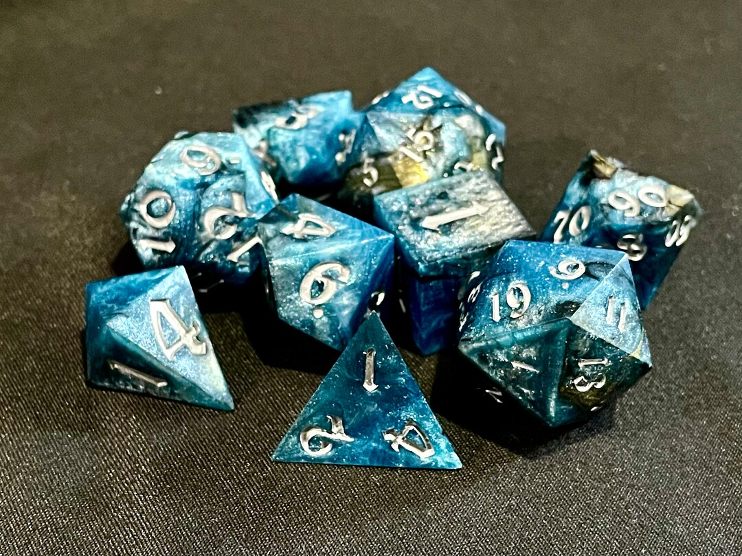 9 Piece Custom Polyhedral Sharp Edge RPG DND Dice Set Metallic Blue ...