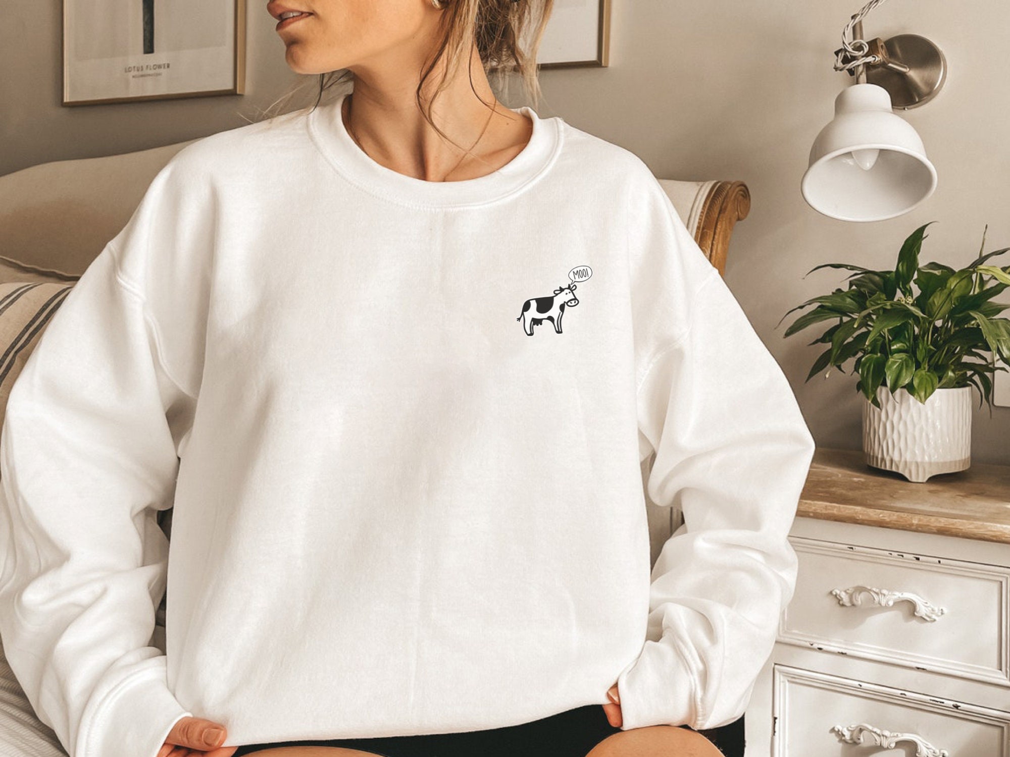 Cow Sweatshirt, Cute Cow Moo Lover Sweater, Cow Icon Crewneck, Cow ...