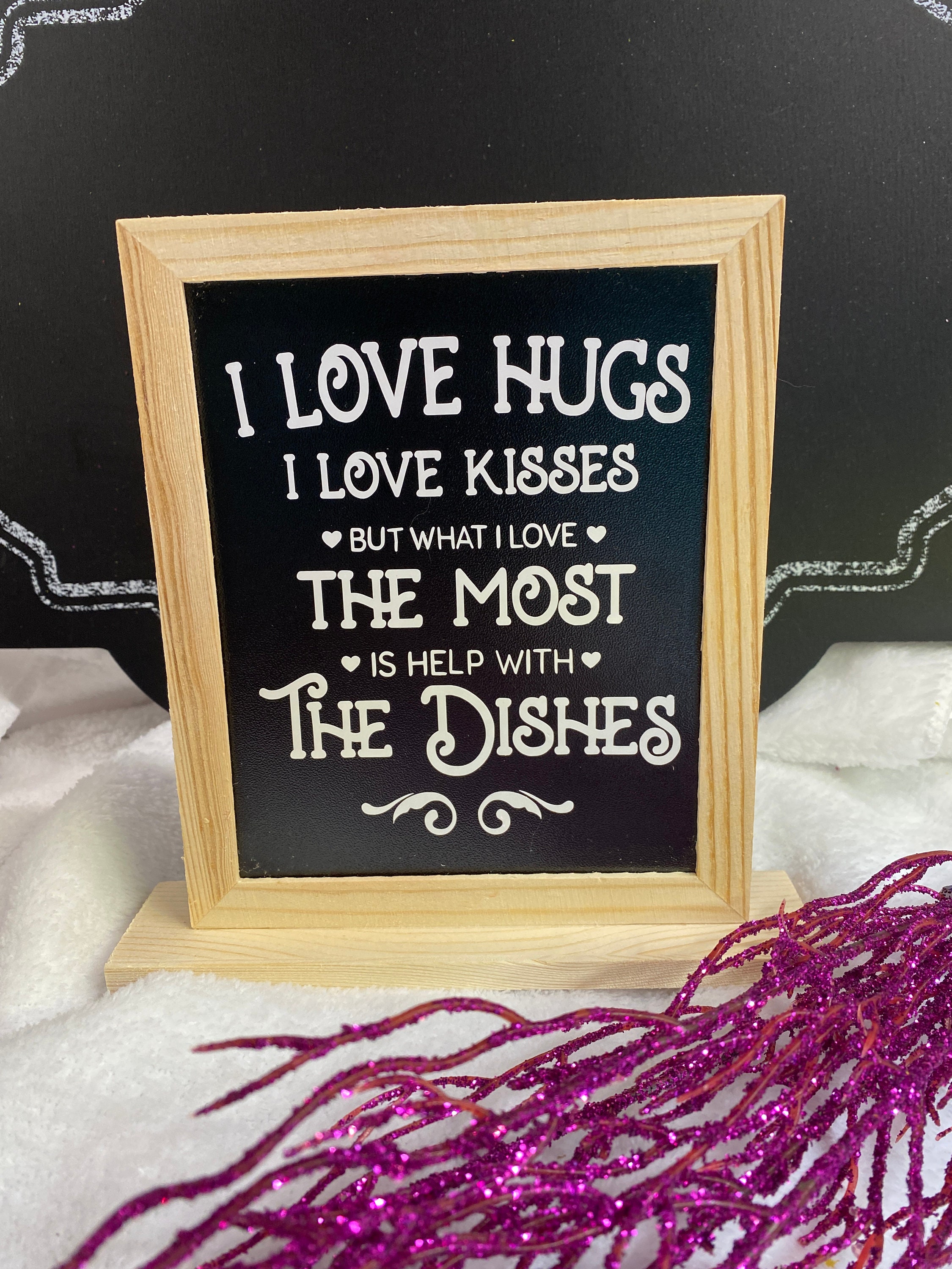 Counter Sign Natural Wood I love Hugs I love Kisses - Etsy.de