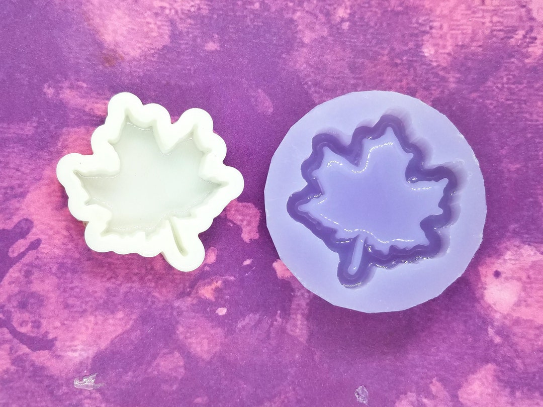Maple Leaf Shaker Rubber Mold Opaque Made in America - Etsy