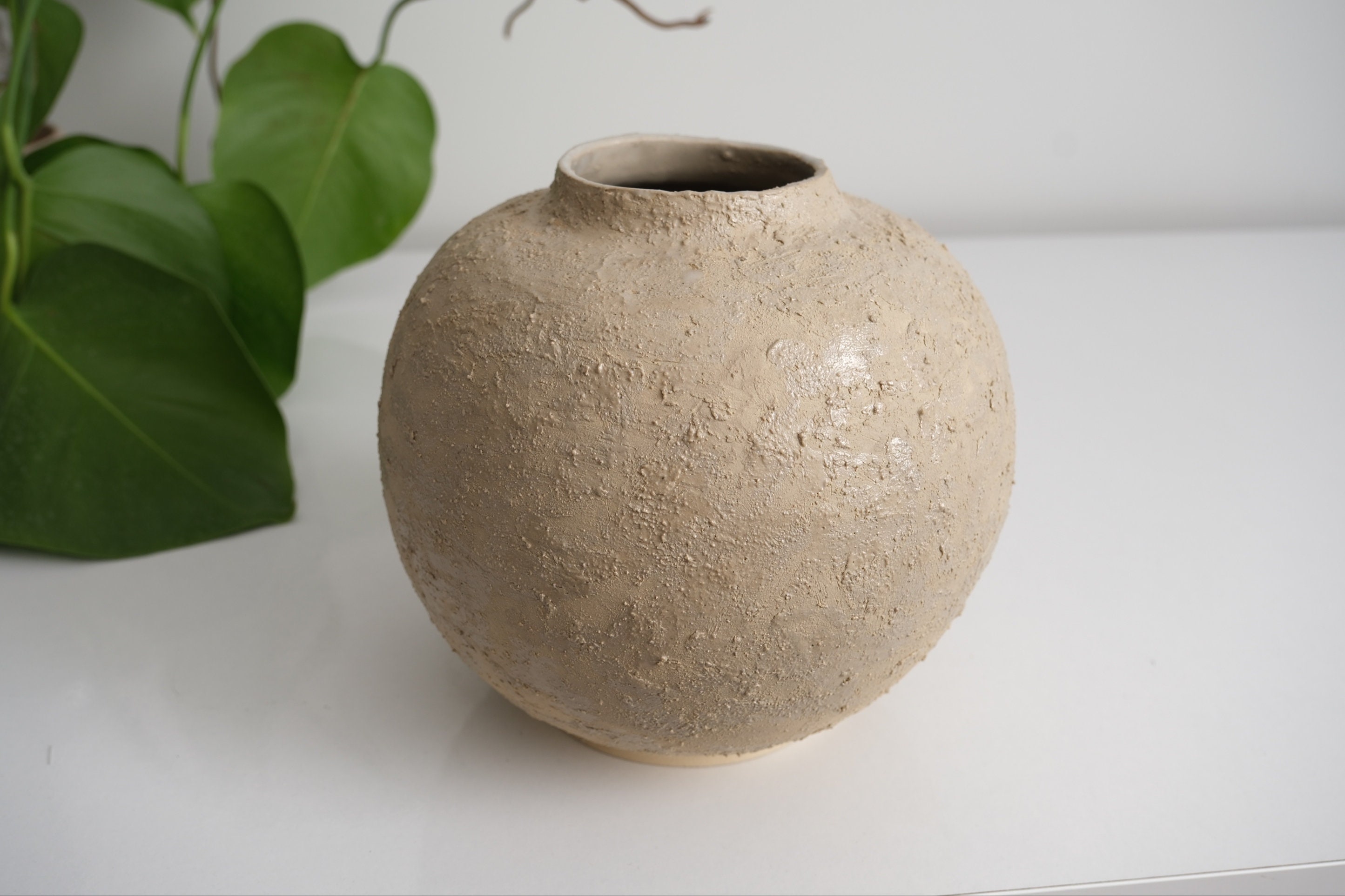 Handmade Textured Vase/ Sphere Vase / Moon Jar / Home Decor Trends ...