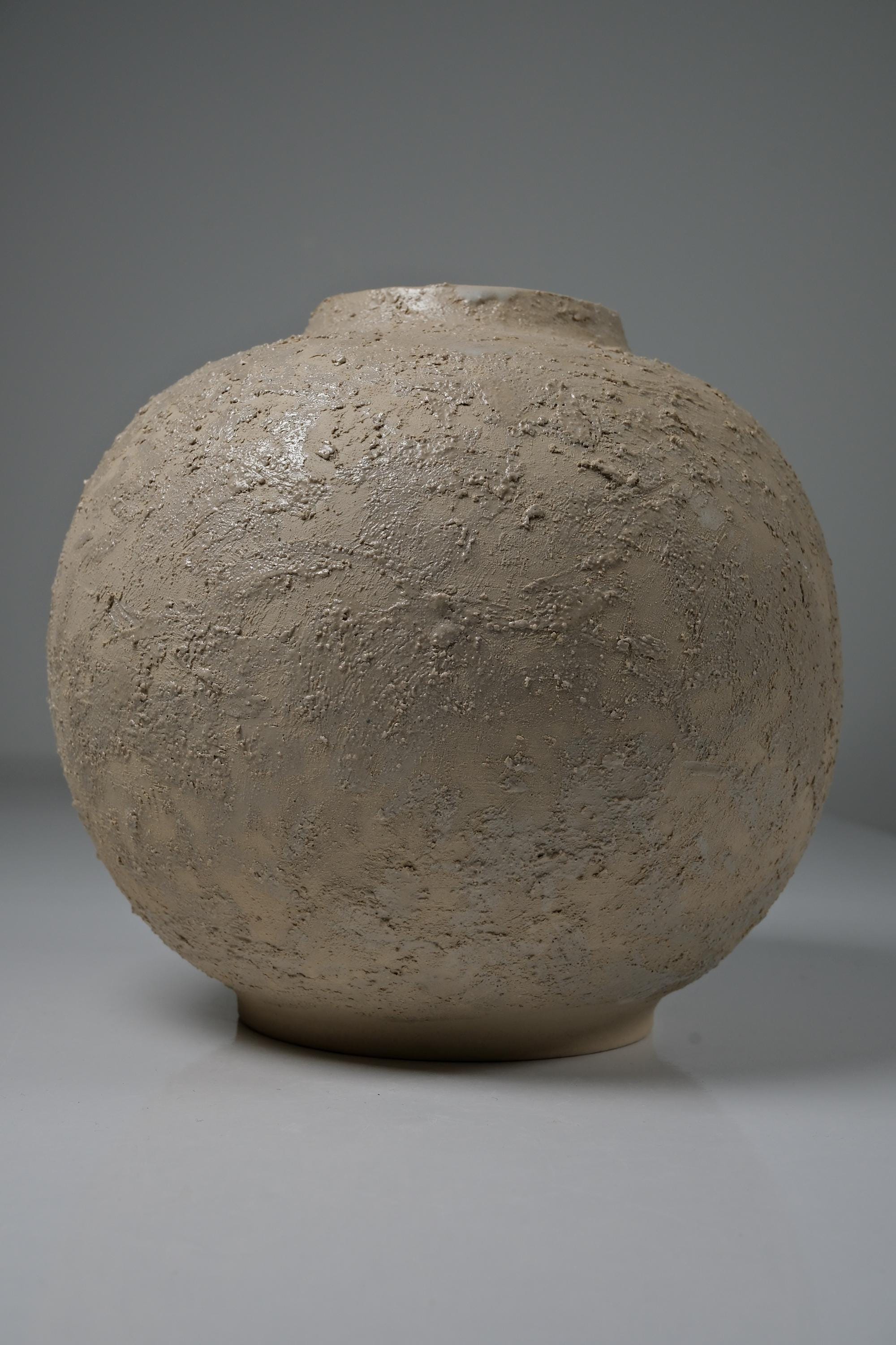 Handmade Textured Vase/ Sphere Vase / Moon Jar / Home Decor Trends ...