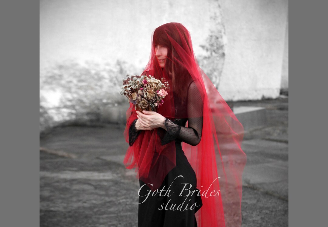 Red Wedding Veil Red Bridal Veil Two Tier Veil Fantasy Veil Vampire ...