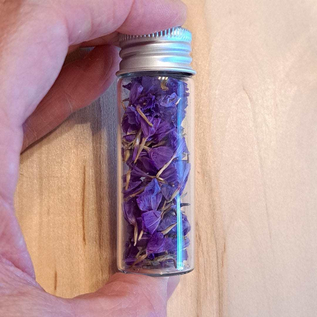 Dried Purple Statice Petals in a Mini Glass Bottle. Resin Jewelry ...