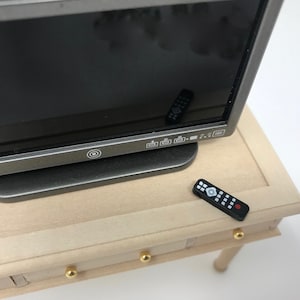 Dollhouse Miniature TV Flat Screen Plasma Widescreen Television With ...