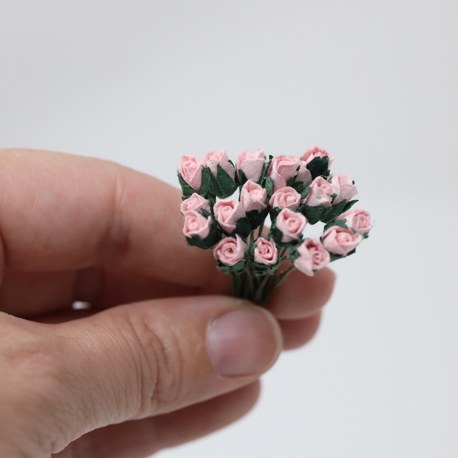 Dollhouse Miniature Rosebuds 10 Pieces Blush Pink Miniature | Etsy