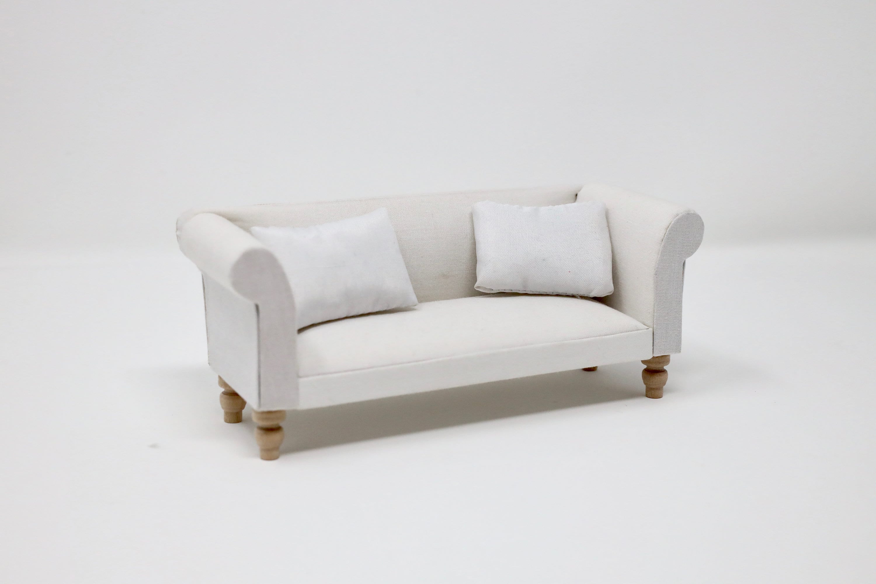Dollhouse Miniature Couch Dollhouse Sofa White Couch Dollhouse ...