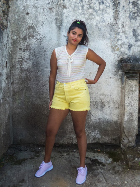 90s Aesthetic Vintage Pastel Striped Cream Coloured S… - Gem