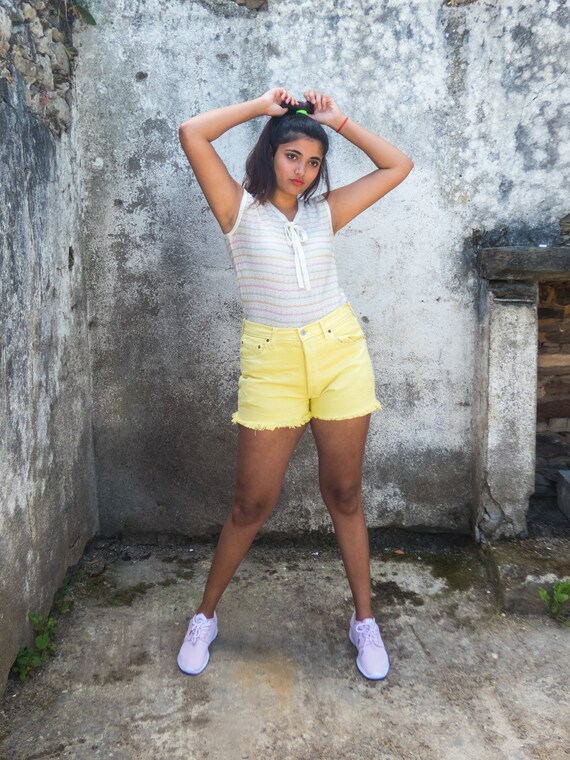 90s Aesthetic Vintage Pastel Striped Cream Coloured S… - Gem