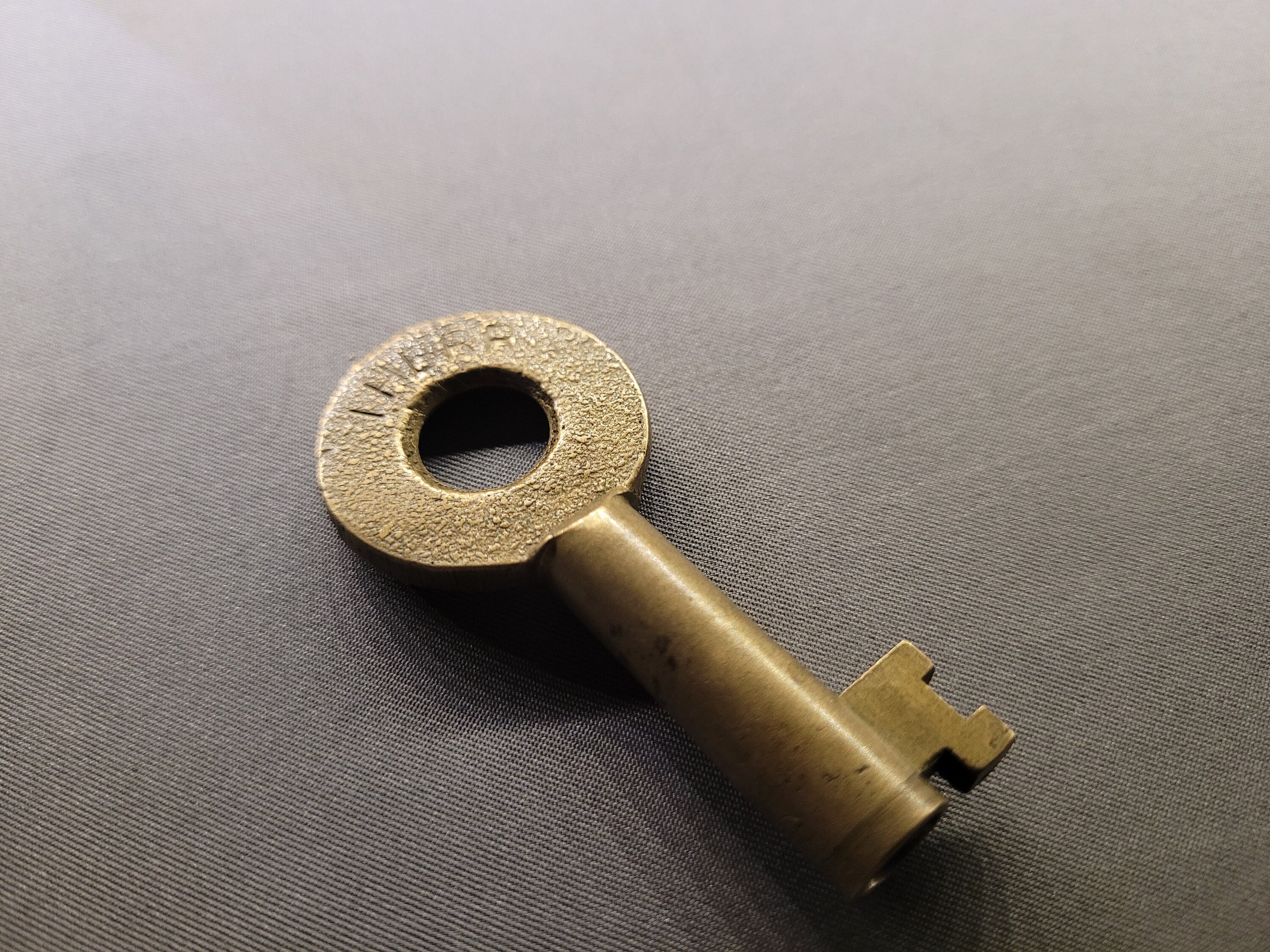 Adlake IHBRR Brass Barrel Key - Etsy