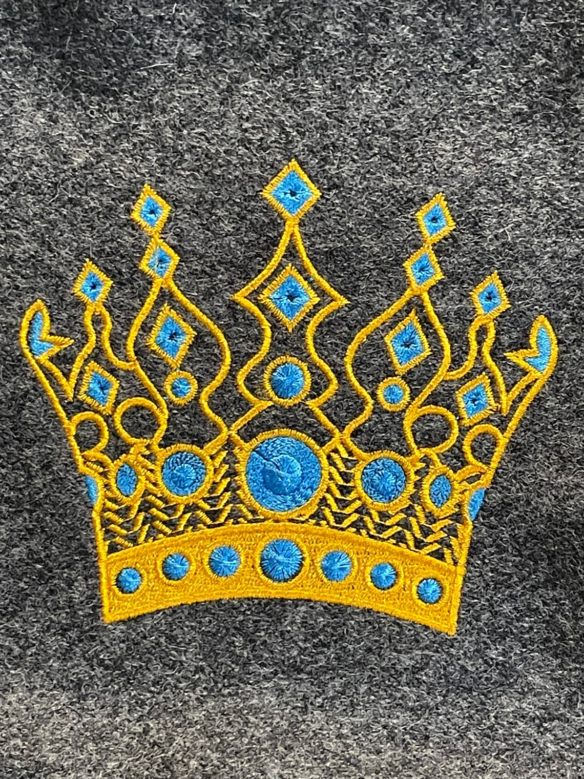 Royal Crown,embroidery File,machine Embroidery Designs,file - 2 ...