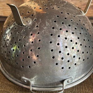 Rare Heart Design Vintage Aluminum Footed Colander Large With Handles ...