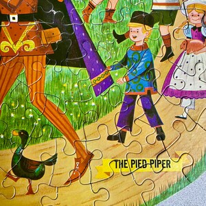 The Pied Piper 12" Round Puzzle by H-G Toys - Complete Vintage Puzzle ...