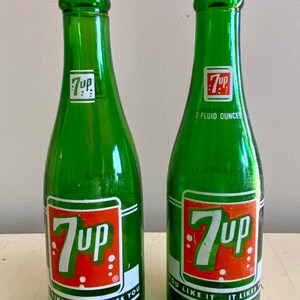 Vintage Pair of 1960s 7 Ounce 7 up Soda Bottles With Bottle Caps Old ...