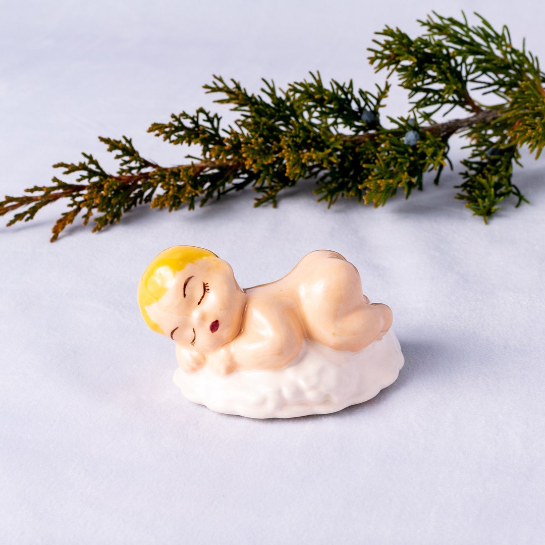 Ceramic Baby Figurine / Vintage Baby on Cloud / New Baby Gift - Etsy UK